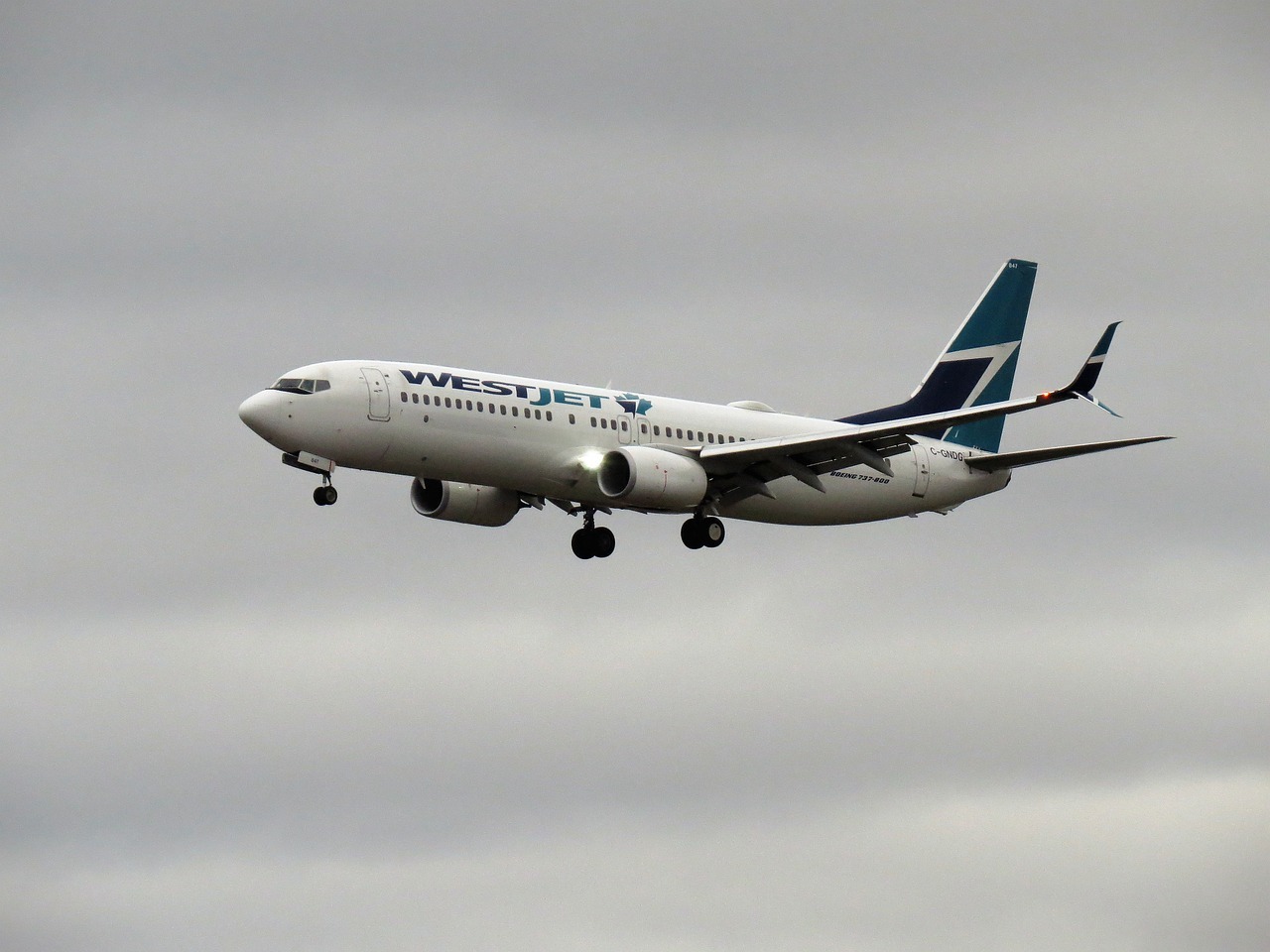 The Benefits and Drawbacks of WestJet's Ultra Basic Fare